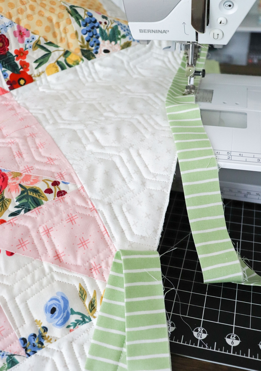 Perfect Machine Binding Tutorial for Quilts | Lella Boutique