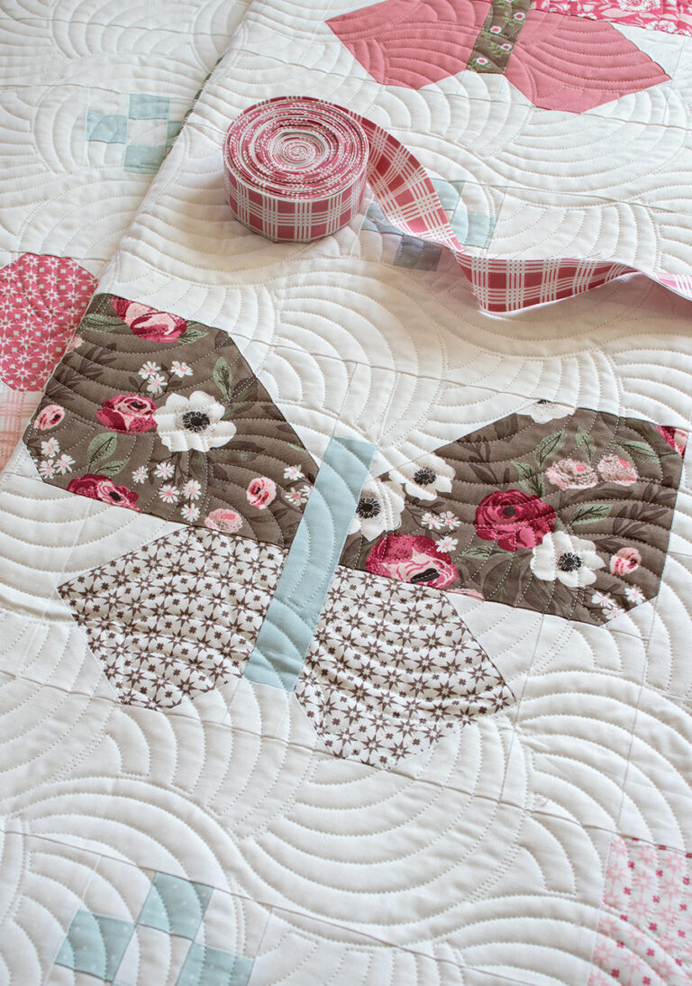 "Flutter" Butterfly Quilt - Lella Boutique