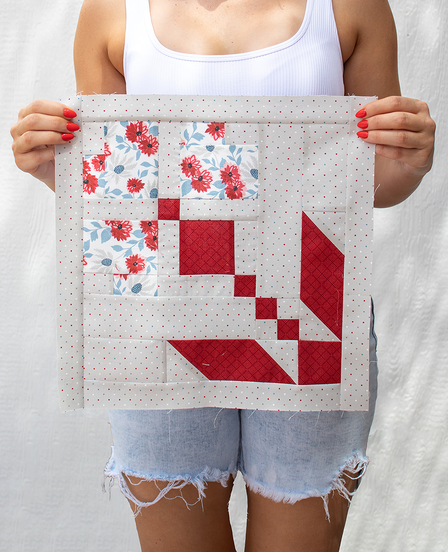 Red, White, & Bloom Flower Quilt - Lella Boutique